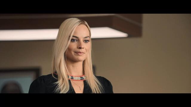 Margot Robbie Uncomfortable Skirt Interview Scene Bombshell 2019 Videoclipbg